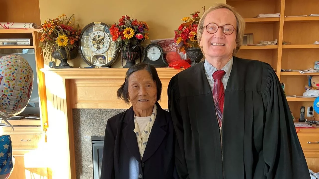 The Oath: Judge Donovan Frank ’77 and his naturalization house calls ...